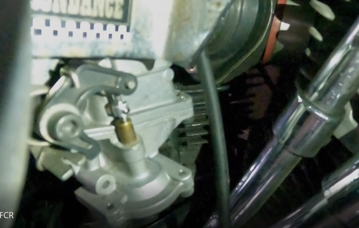 サンダンスFCRの加速ポンプ吐出量の調整 - 楽しいショベルヘッド ブログ